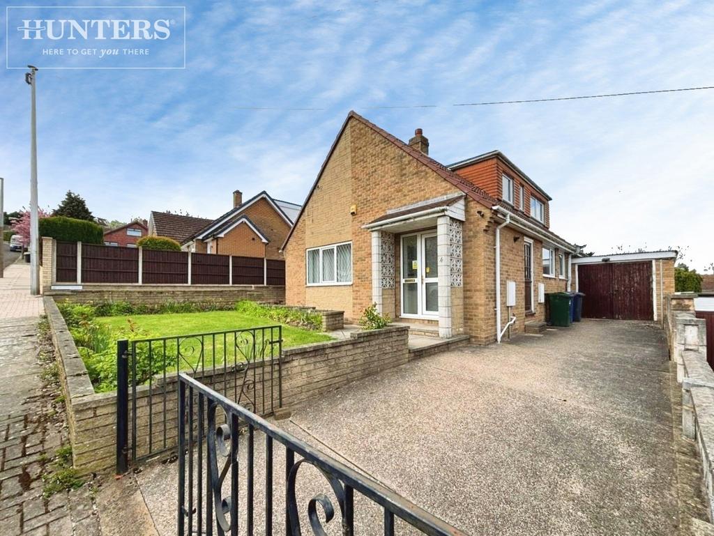 Melvinia Crescent, Barnsley 4 bed detached bungalow for sale - £340,000