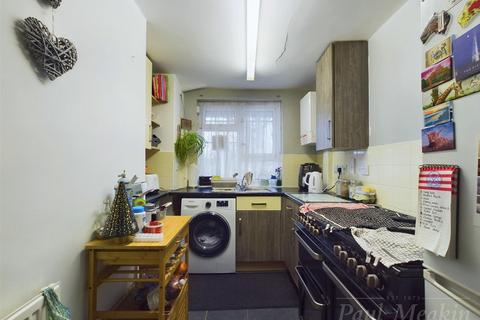 Houses for sale in New Addington | OnTheMarket