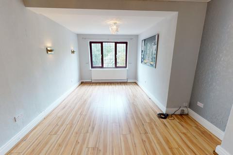 Houses for sale in BD9 | OnTheMarket