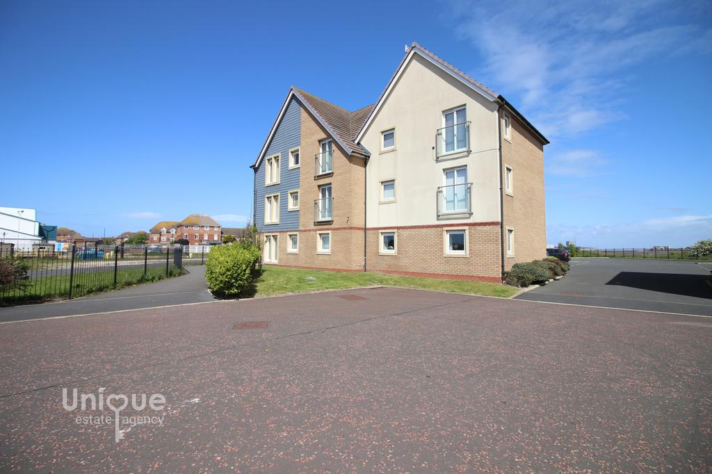 Beacon House, Bulkhead Drive... 2 bed apartment for sale - £129,950