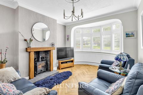 Houses for sale in Alkrington | OnTheMarket