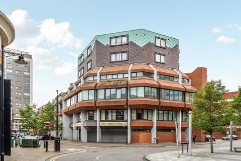 Roger Platt - Maidenhead | OnTheMarket
