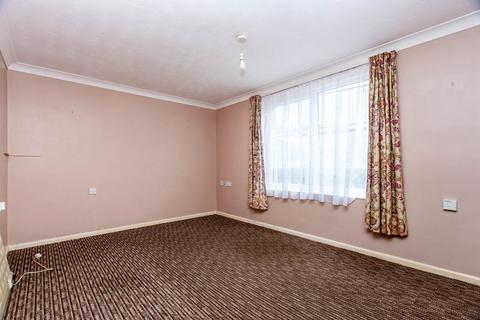 Houses for sale in NN10 | OnTheMarket