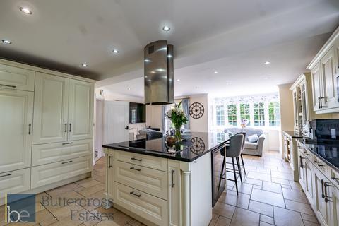 Houses for sale in Newark | OnTheMarket