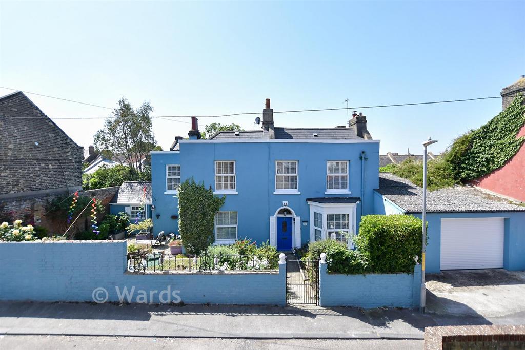 Booth Place, Margate, Kent 5 bed detached house for sale - £700,000
