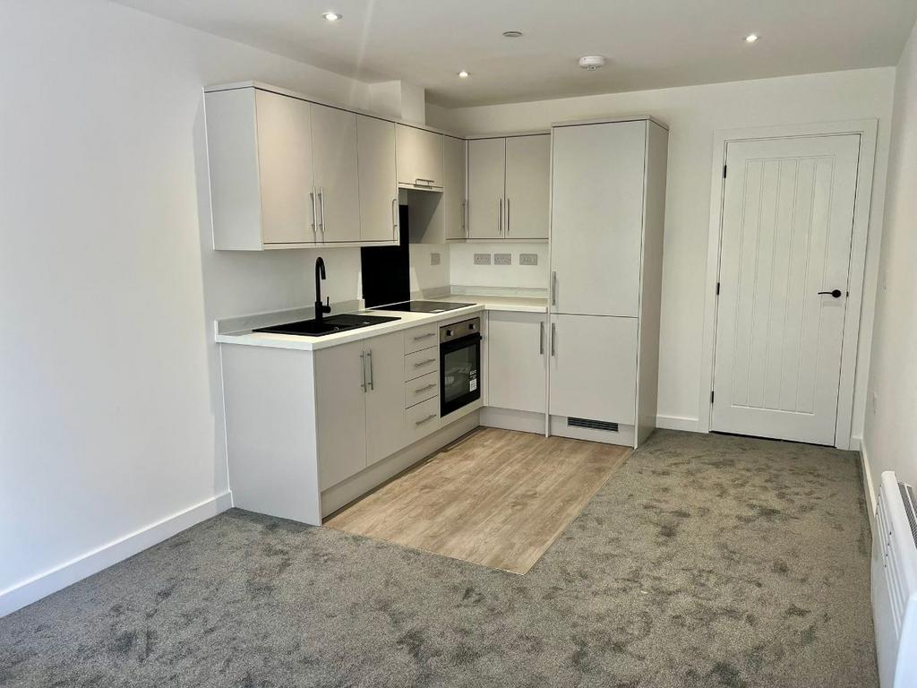 Apartment 18 City Point, 23-36... 1 bed apartment to rent - £725 pcm (£ ...