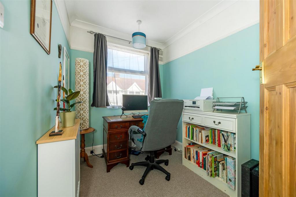 Ebery Grove, Baffins, Portsmouth 3 bed terraced house for sale - £300,000