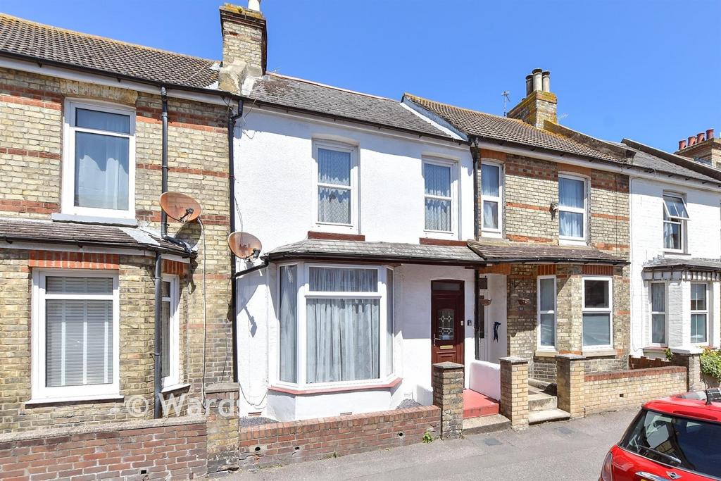 Warren Road, Folkestone, Kent 2 bed terraced house for sale - £200,000