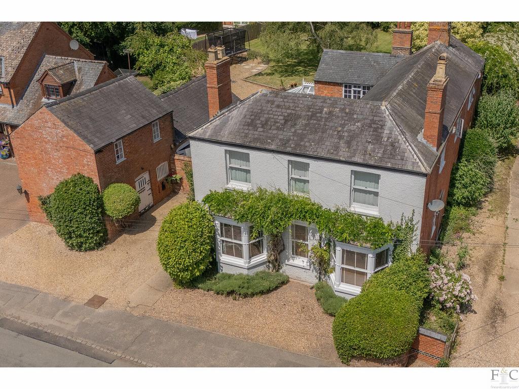 Great Oxendon LE16 4 bed detached house for sale - £895,000