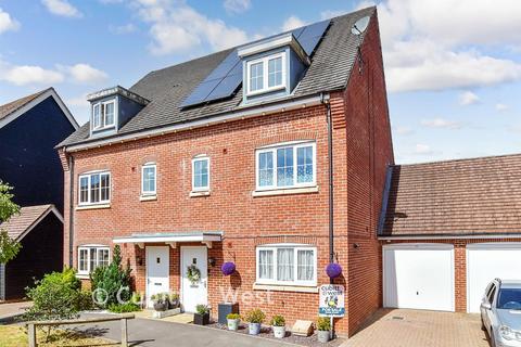 Link Lane, Pulborough RH20 3 bed semi-detached house - £281,000