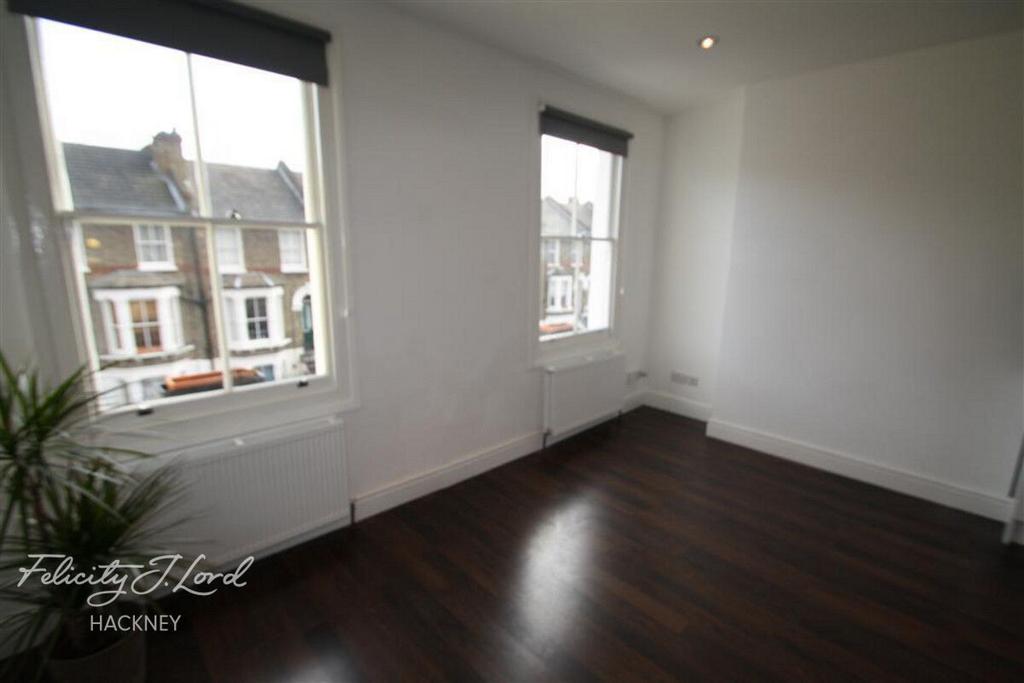 Mabley Street, London 2 bed apartment to rent - £2,200 pcm (£508 pw)