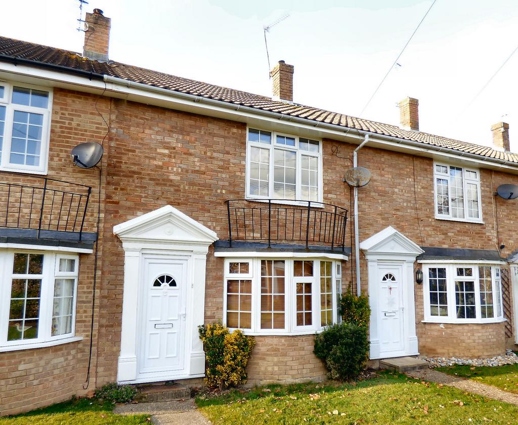 Browns Lane Uckfield Tn22 2 Bed Terraced House To Rent £1 250 Pcm £