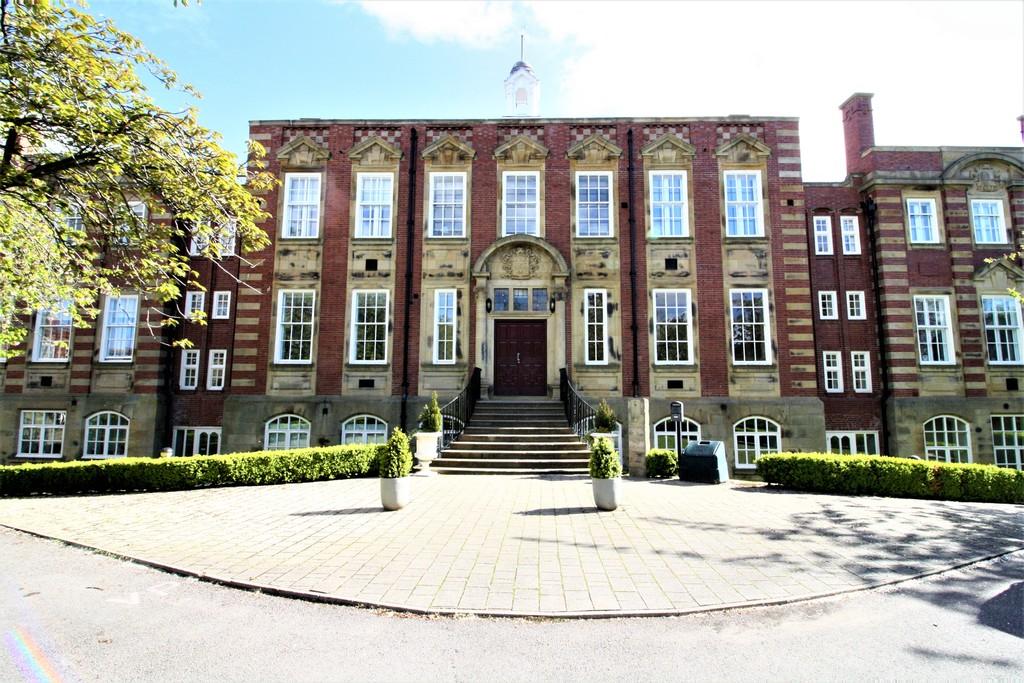College House, Huddersfield Road... 1 bed apartment - £700 pcm (£162 pw)