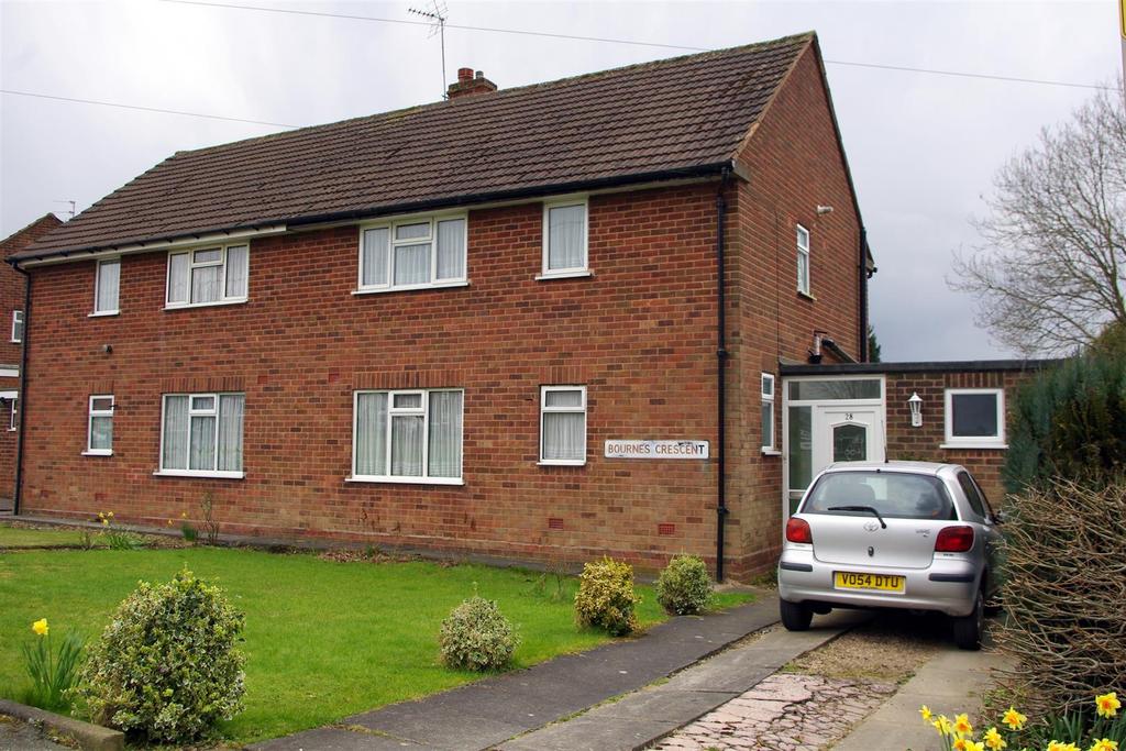 Bournes Crescent Halesowen 3 Bed Semi Detached House £145 000