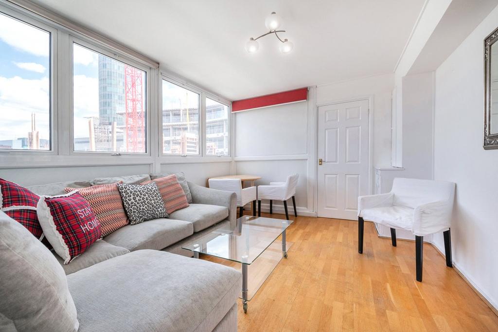 Holcroft Court, Clipstone Street... 4 bed flat to rent - £4,983 pcm (£ ...