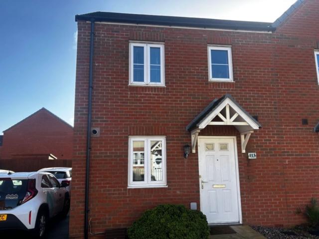 Stryd Bennett, Stradey, Llanelli 3 bed house - £850 pcm (£196 pw)