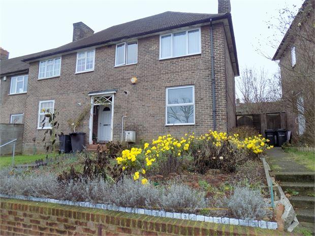 Downham Way, Downham, Bromley, kent. BR1 5HW 3 bed end of terrace house ...