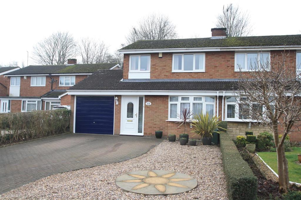 Baccara Grove Bletchley Milton Keynes 3 Bed Semi Detached House £