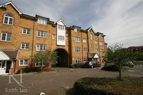 Houses for sale in Cheshunt | Latest Property | OnTheMarket