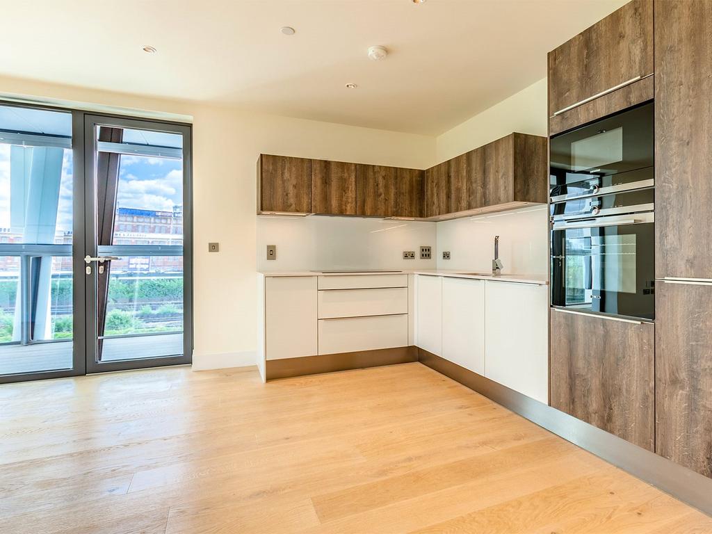 Foundry House, 5 Lockington Road, SW8 2 bed apartment - £3,358 pcm (£ ...