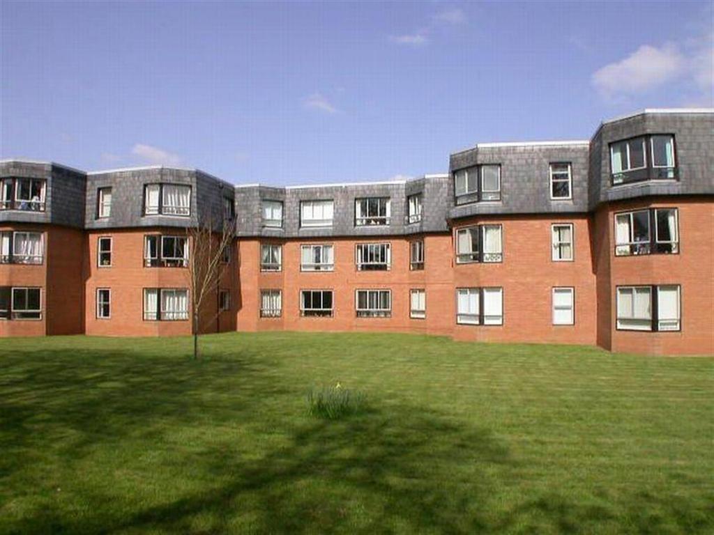 Summerfield Court 2 bed apartment - £615 pcm (£142 pw)