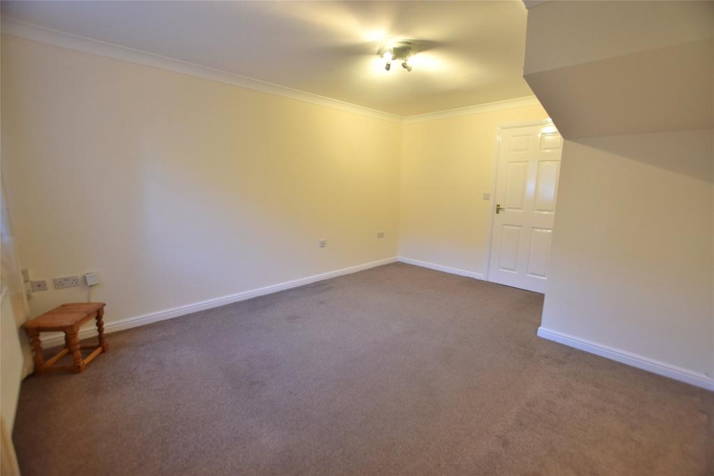 Redgrave Close St James Village 3 Bed Terraced House £1 150 Pcm