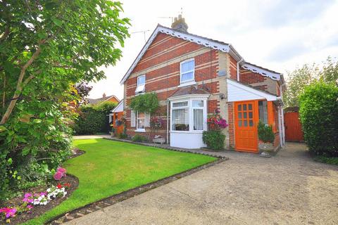 Houses for sale in Ringwood | Latest Property | OnTheMarket