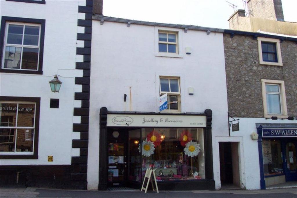 MARKET PLACE, CLITHEROE, BB7 2BZ 1 bed flat - £500 pcm (£115 pw)