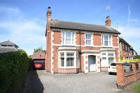 Houses for sale in Kettering | Latest Property | OnTheMarket