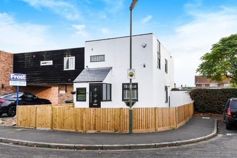 Houses for sale in Staines | Latest Property | OnTheMarket