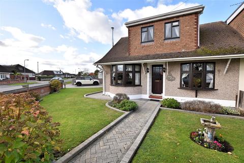 Houses for sale in Benfleet | Latest Property | OnTheMarket