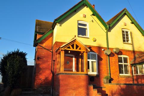 Search Cottages For Sale In Worcestershire | OnTheMarket