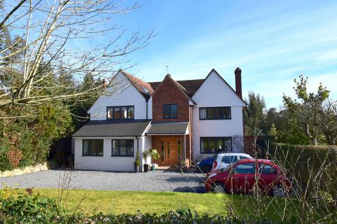Houses for sale in Burnham | Latest Property | OnTheMarket