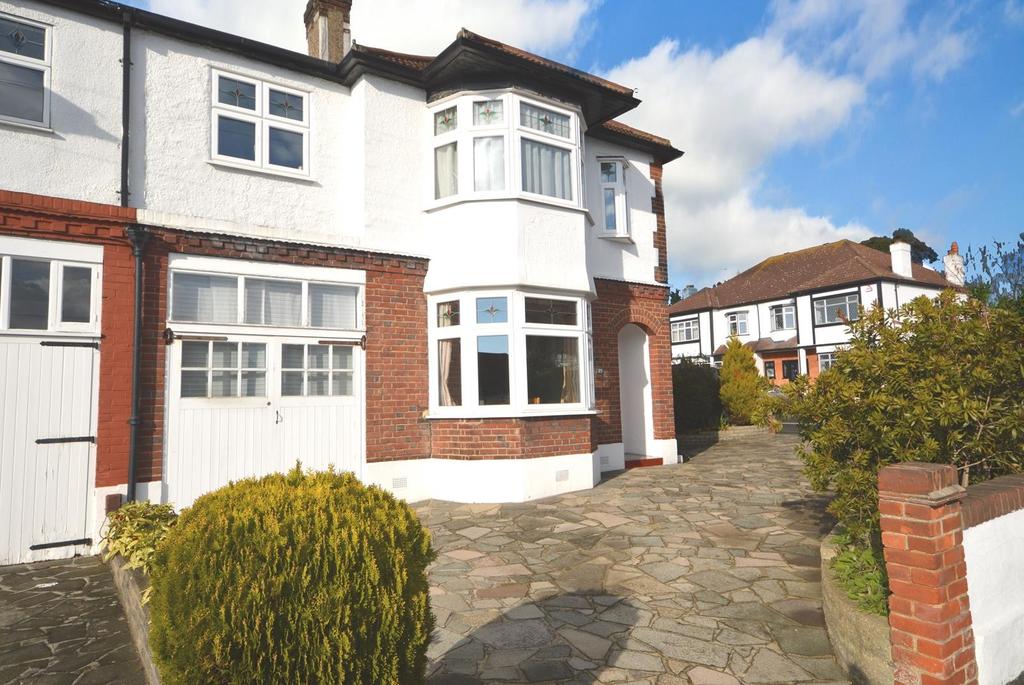Repton Gardens Gidea Park Fasci Garden