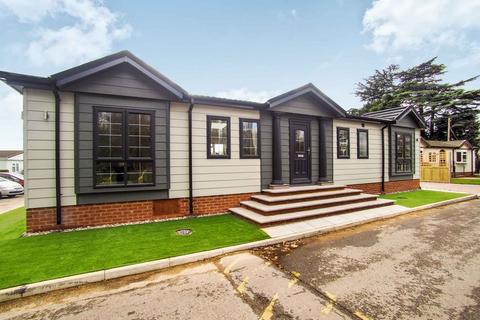 Search Mobile Homes For Sale In Uk | OnTheMarket