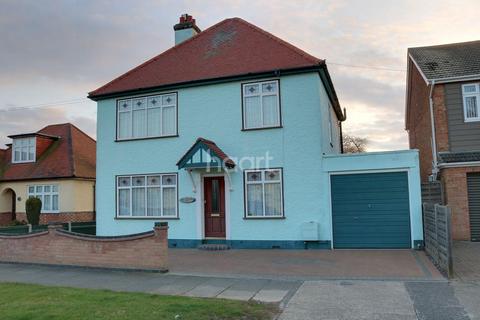 Houses for sale in Clacton-on-Sea | Latest Property | OnTheMarket