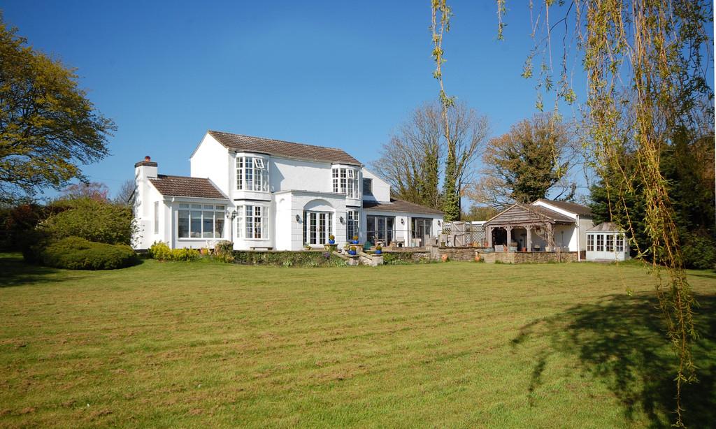 Julian Bower House, Julian Bower, Louth, LN11 9QN 5 bed detached house ...