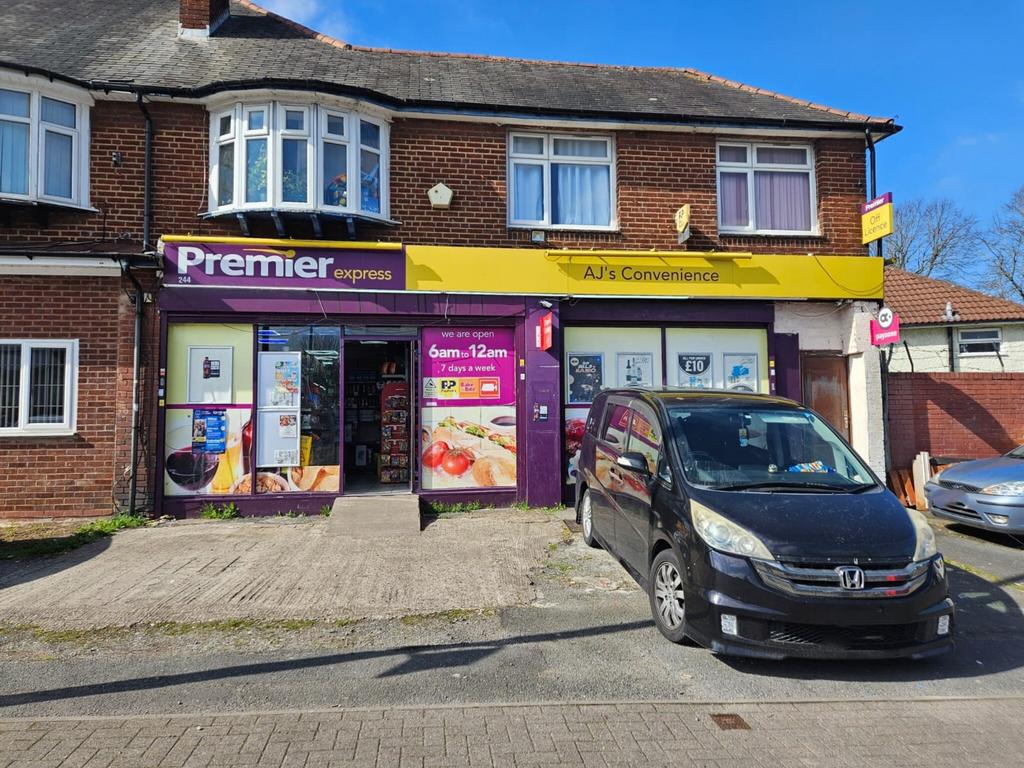 School Road, Yardley Wood, B14 4HA Shop for sale - £380,000