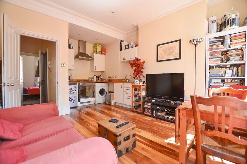 Hackney Road, Bethnal Green E2 1 bed flat - £1,650 pcm (£381 pw)