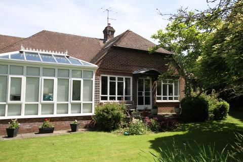 Houses for sale in Cookham | Latest Property | OnTheMarket