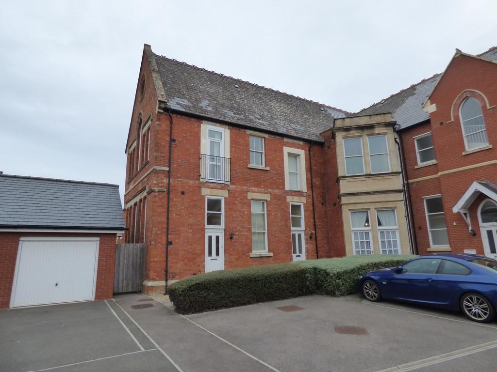The Marlestones, Swindon SN1 2 bed end of terrace house - £1,100 pcm (£ ...