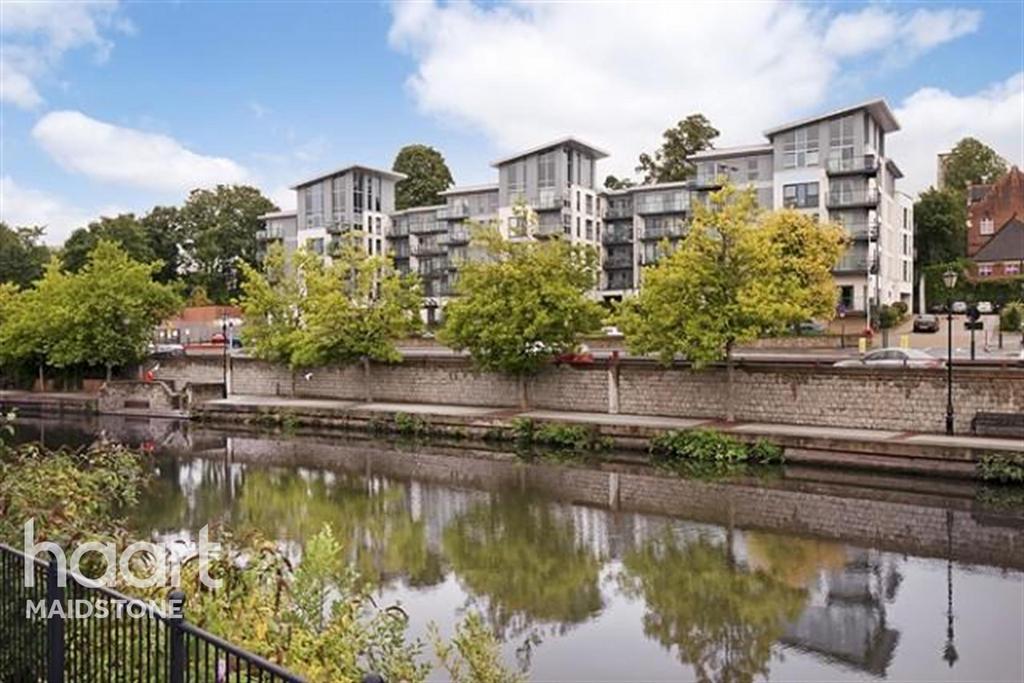 MAIDSTONE, KENT 2 bed flat - £1,250 pcm (£288 pw)