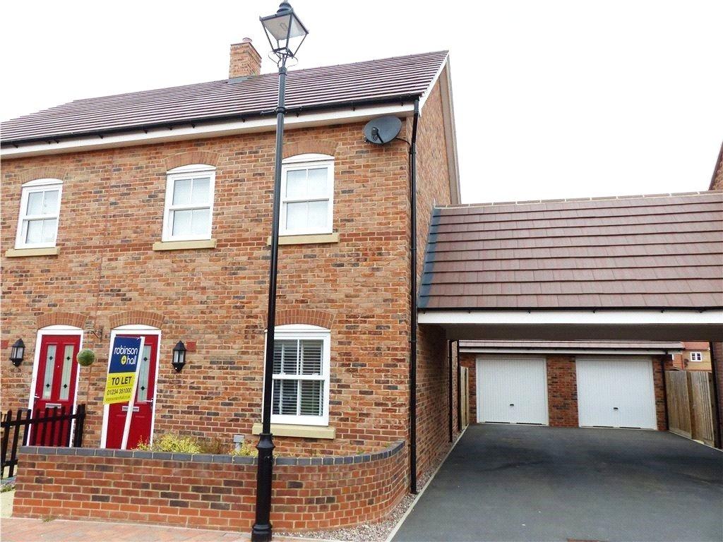 Kempston Bedford Mk42 3 Bed Semi Detached House To Rent £1 400 Pcm