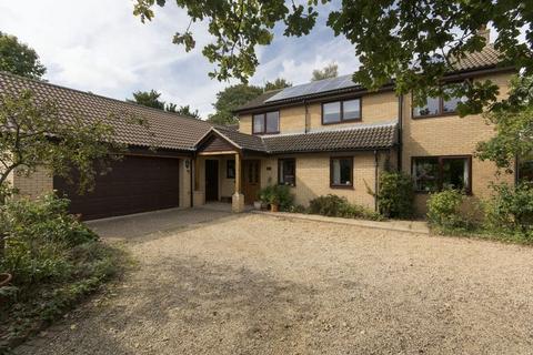 Houses for sale in Stamford | Latest Property | OnTheMarket