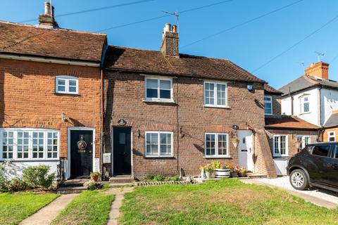 Houses for sale in Bovingdon | OnTheMarket