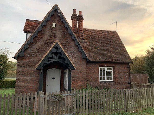 Faulkbourne, Witham, Essex 3 bed detached house - £1,600 pcm (£369 pw)