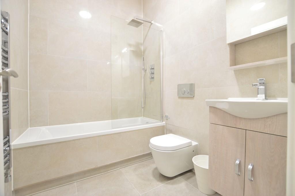 Princes House, Slough 1 bed flat - £1,200 pcm (£277 pw)