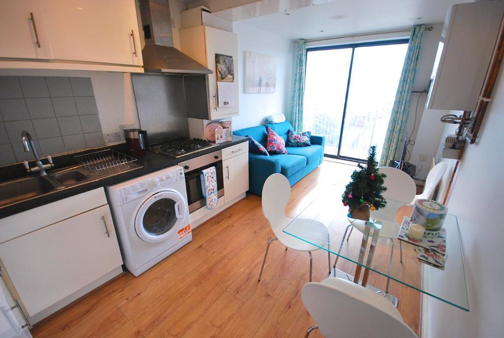 EALING ROAD, WEMBLEY, MIDDLESEX, HA0 4LW 1 bed flat - £79,500