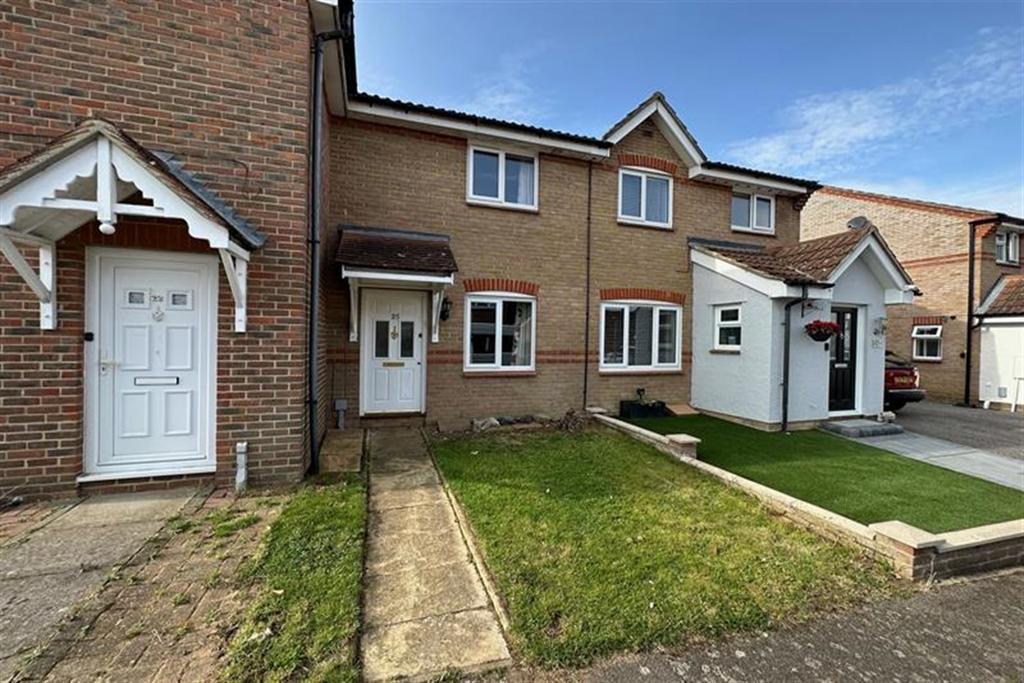 Sovereign Close, Braintree, CM7 2 bed terraced house - £1,250 pcm (£288 pw)