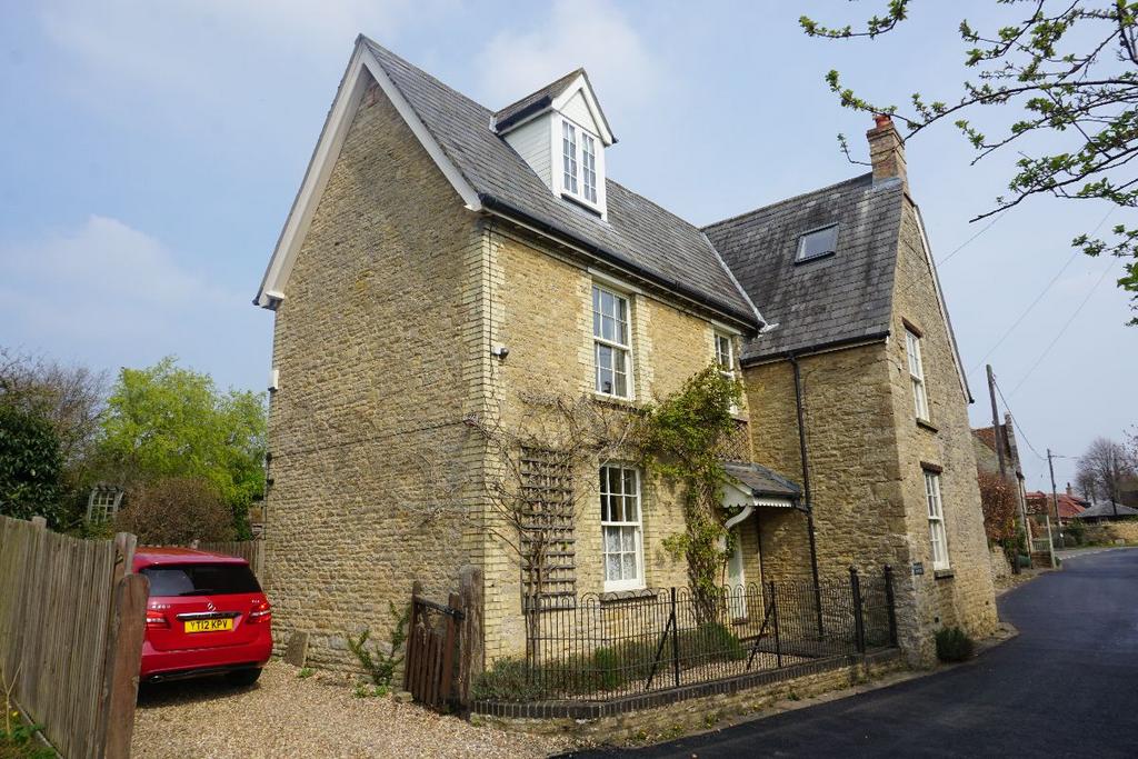 CHURCH LANE, CLIFTON REYNES 5 bed country house - £2,600 pcm (£600 pw)